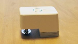 スマートホームを“強引に”実現するボタン・ロボ「Microbot Push」