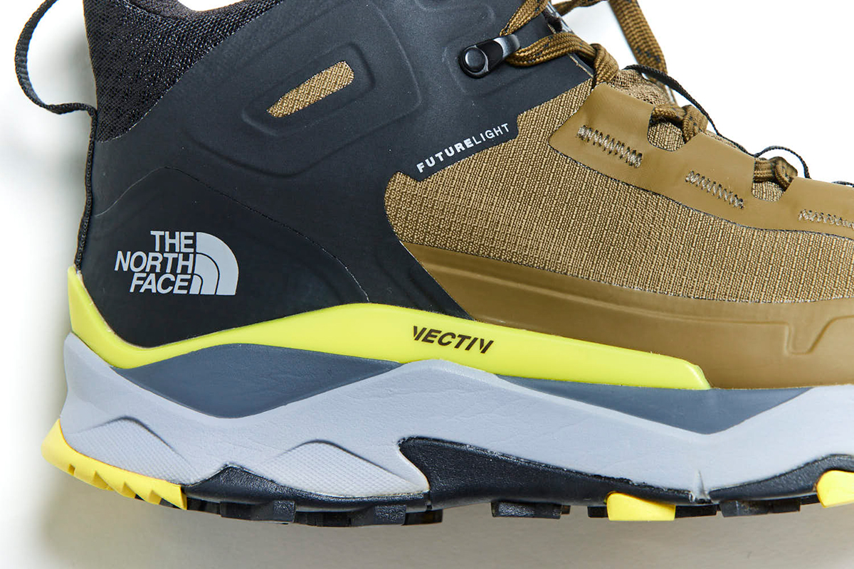 「ザ・ノース・フェイス」の機能を足元で体感！ 最新ハイスペシューズ3選