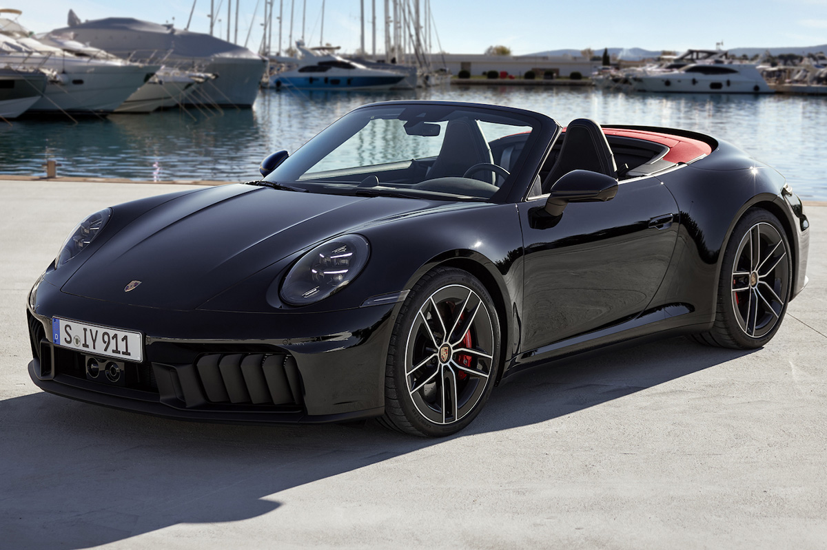 燃費？いやいや走りが凄い！ 911＆コルベットの、"エンジンを最大限活かす“初ハイブリッドモデル