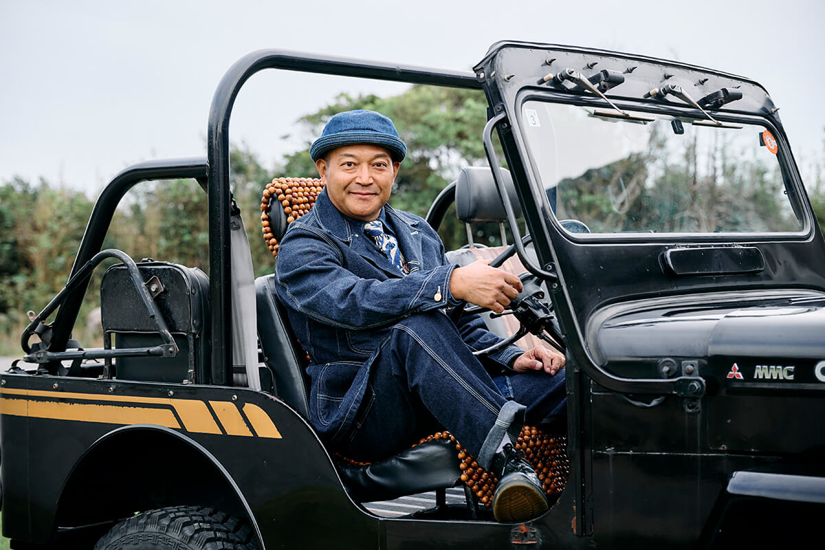 「父さん、夢がかなって良かったね！」と長男に言われ涙。芸人ぐっさんが語る“三菱ジープ愛”